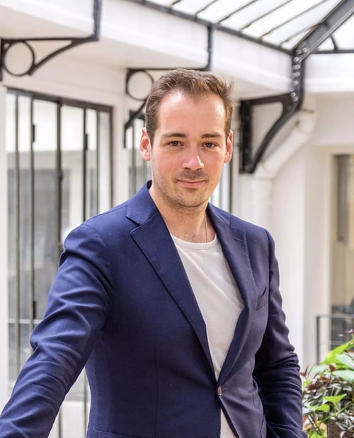 Rise Up l About us l Learn More l LMS LXP Platform